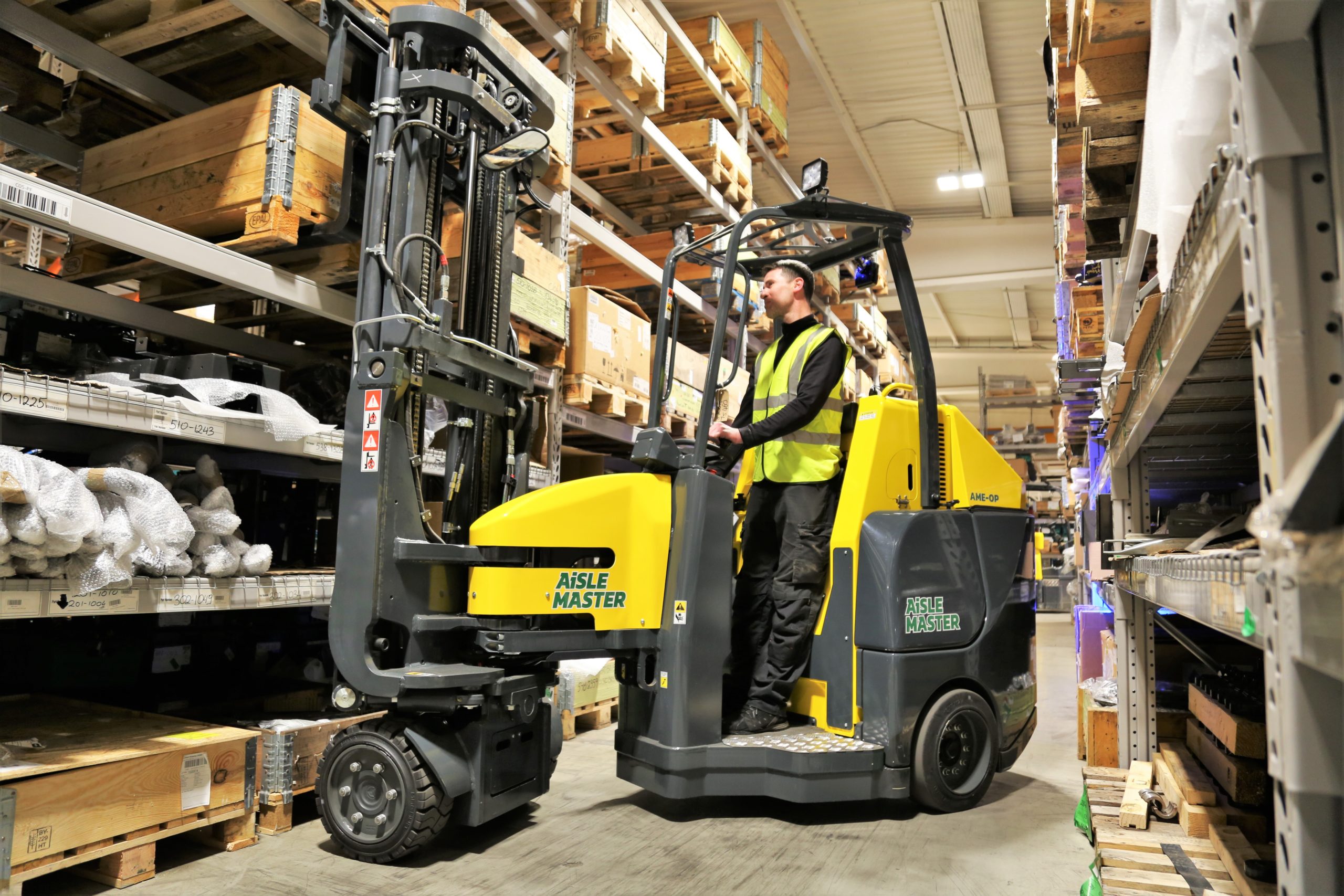 Transforming Logistics with Advanced Technology - CFDEVICE